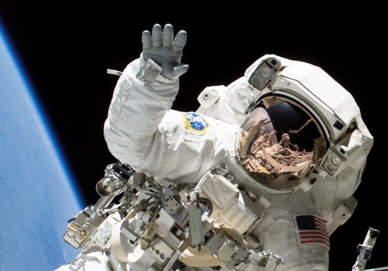 El traje de astronauta y su evolución a través de la historia