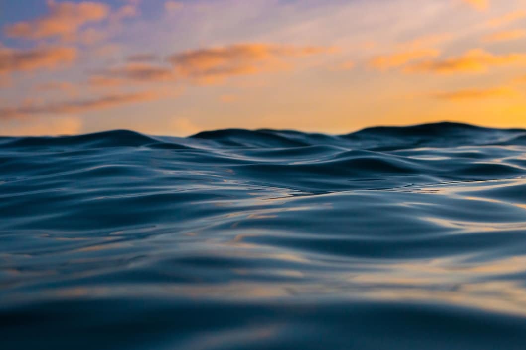 Mares y Océanos en nuestro planeta azul